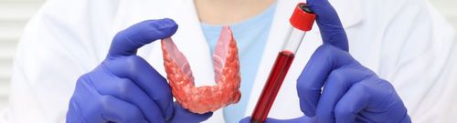 Tireoidite de Hashimoto com TSH normal: entenda os sintomas